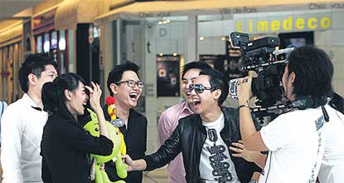 Bangkok Post - A day with VRZO