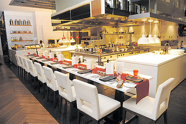 Bangkok Post - Tantalising treat for the tastebuds