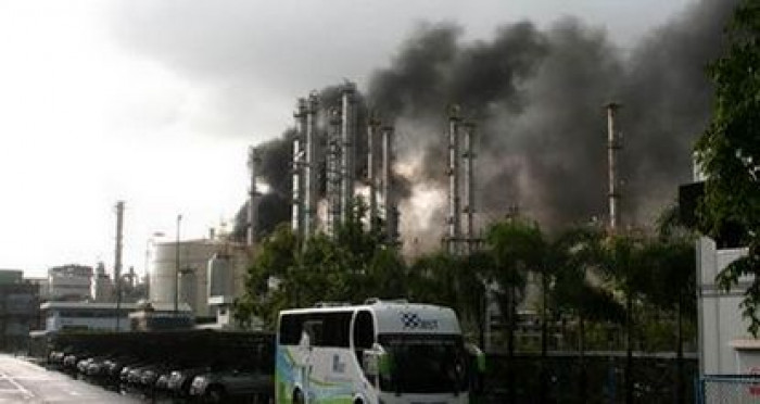Bangkok Post - Three killed in factory explosion