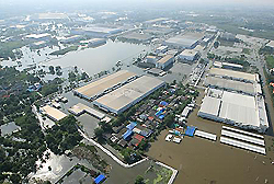Bangkok Post - Toshiba plans new plant in Bangkadi
