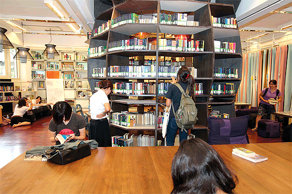 Bangkok Post - The musty old library goes green