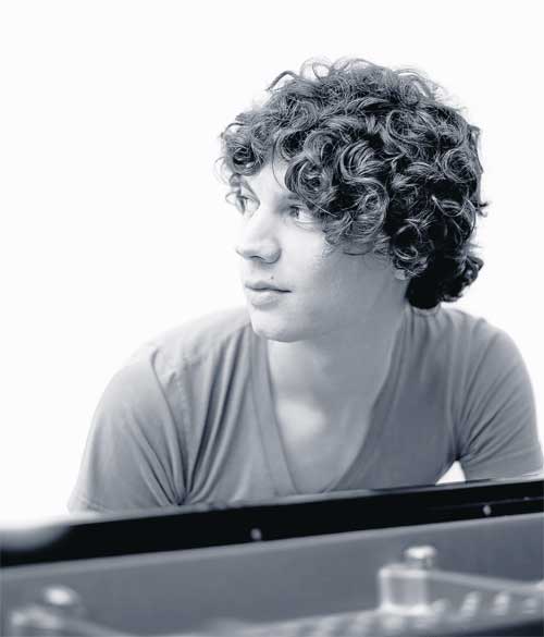 Bangkok Post - Tristano composes himself for a classical night