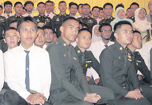Bangkok Post - Academy aims to improve Muslim-military relations