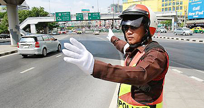 Bangkok Post - Warning first for minor traffic violations