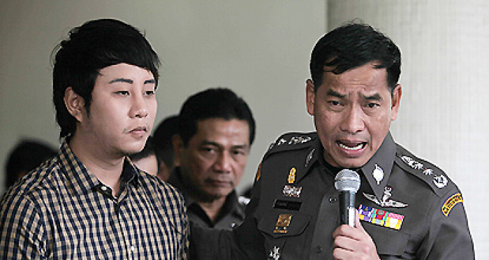 Bangkok Post - Quack cosmetic 'doctor' charged