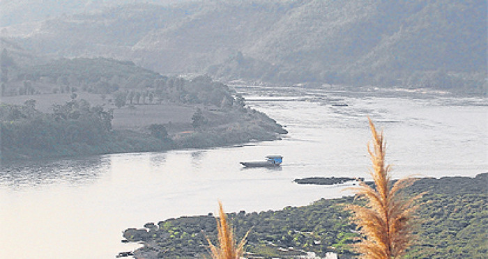 Bangkok Post - Border provinces attract foreigners