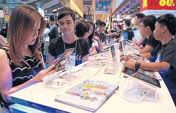 Bangkok Post - Four-day Commart fair off to flying start
