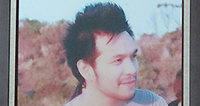 Bangkok Post - Family of Din Daeng victim want justice