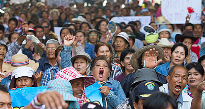 Bangkok Post - Isoc seeks curbs on crowd movements