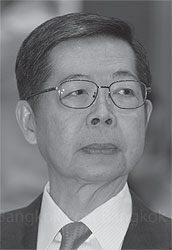 Bangkok Post - Managing the economy at a crossroads