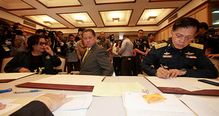 Bangkok Post - Army stacks NLA decks