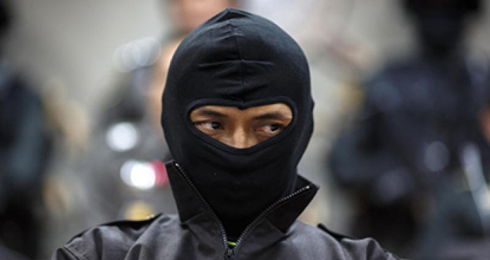 Bangkok Post - Early men in black probe 'torpedoed'