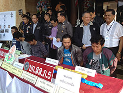 Bangkok Post - 5 men caught with speed pills, ya ice