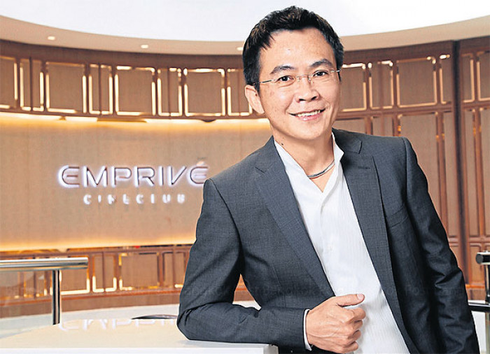 Bangkok Post - SF plans bourse listing to fund growth