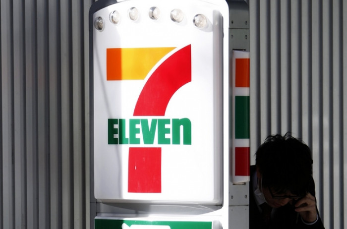 Bangkok Post - 7-Eleven seeks colour trademark