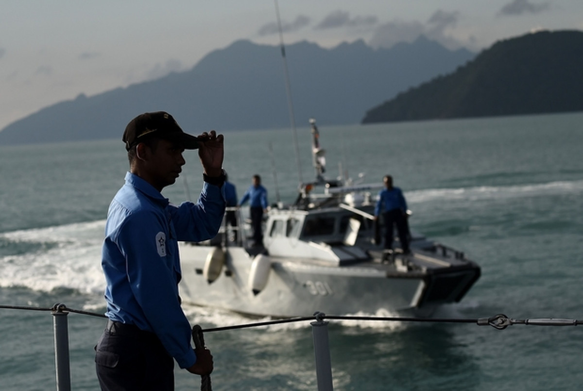 Bangkok Post - Seized migrant boat 'still at sea'