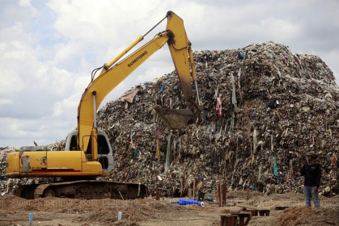 Bangkok Post - Garbage collection fee may be raised to B220