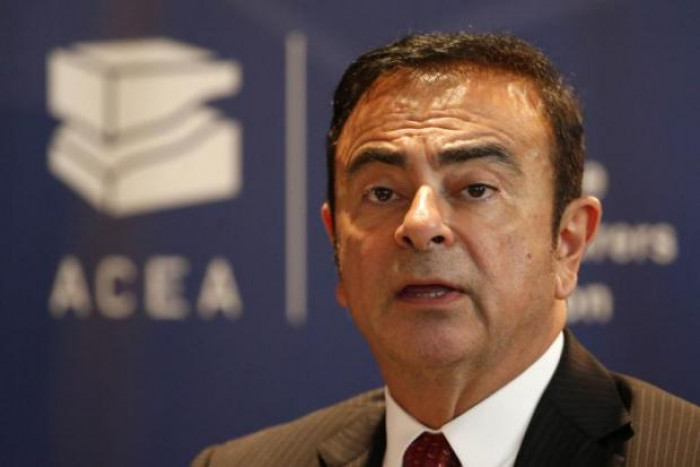 Bangkok Post - Nissan CEO's pay package tops ¥1bn