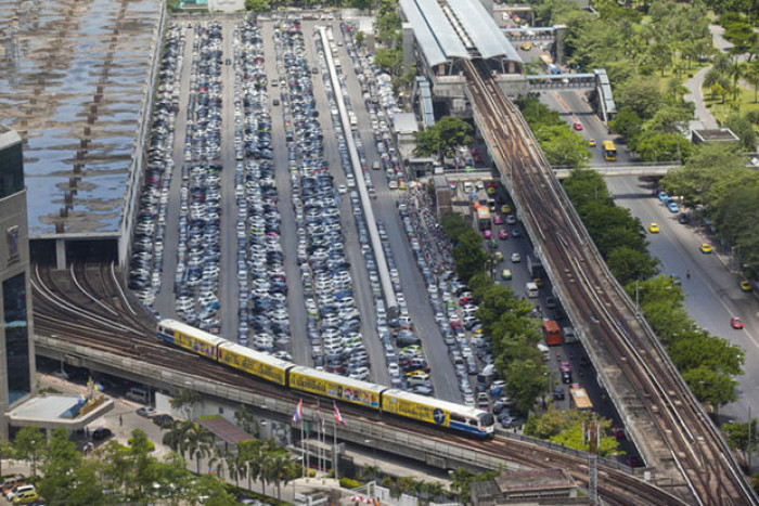 Bangkok Post - Bangkok Terminal sees light in the tunnel
