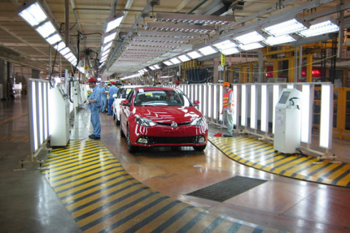 Bangkok Post - FTI slashes car sales to 850,000 units