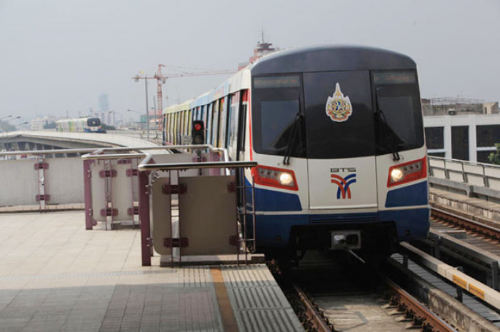 Bangkok Post - BTS sets route of Silom line extension