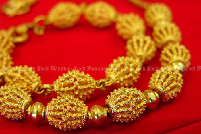 Bangkok Post - Gold prices down B150 to B19,000