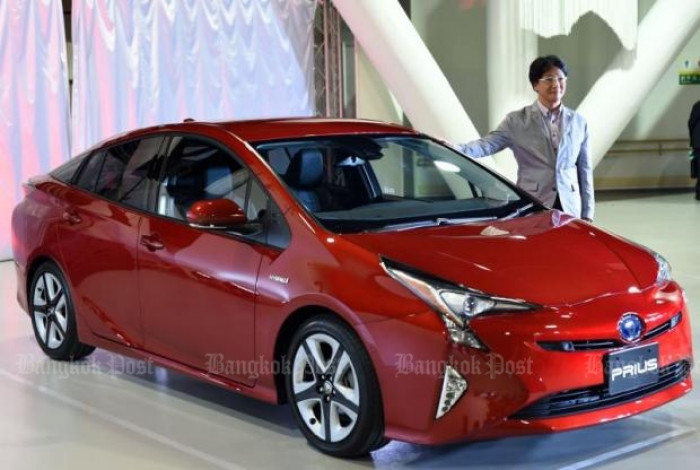 Bangkok Post - Toyota promises better mileage with new Prius