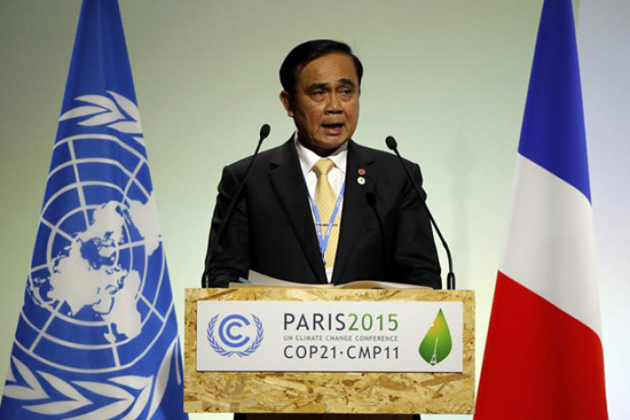 Bangkok Post - Critics say emissions vow 'a pipe dream'