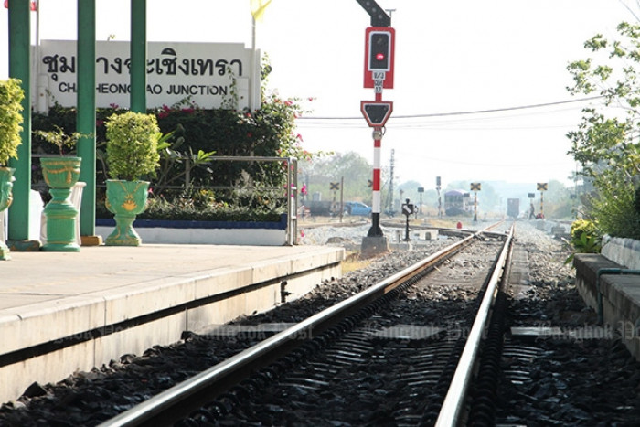 Bangkok Post - Ch Karnchang offers lowest bid for dual-track rail project