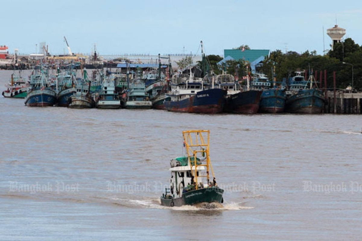 Bangkok Post - 6 sailors die from 'vitamin deficiency'