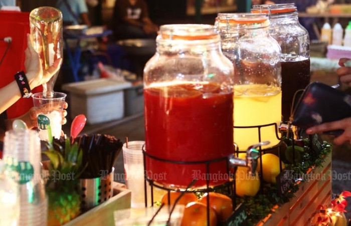 Bangkok Post - Authorities frothing over beer popsicles