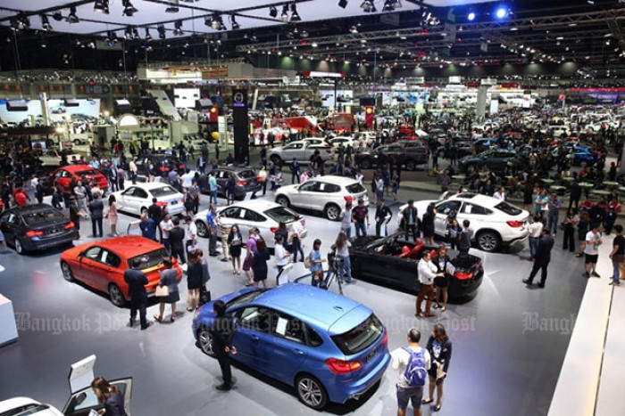 Bangkok Post - FTI sticks to decline in car sales