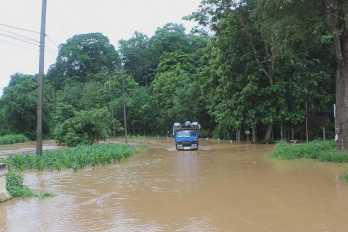 Bangkok Post - Storms, damage in Chiang Rai, Lampang, Samut Prakan
