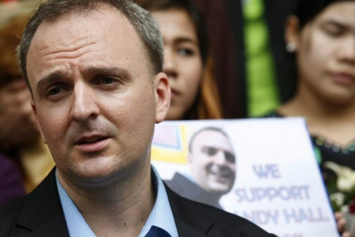 Bangkok Post - Activist Andy Hall leaves Thailand
