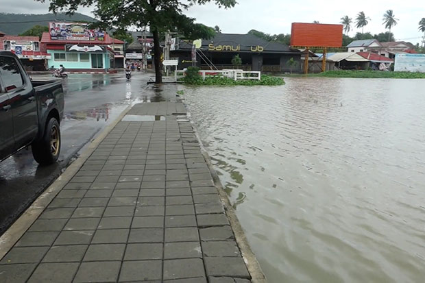 Bangkok Post - Samui floodwater recedes