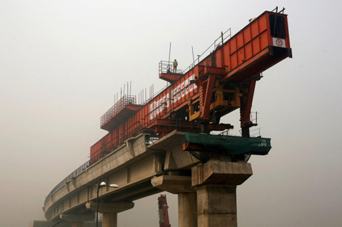 Bangkok Post - Chinese, Korean firms vie to build India’s longest road ...