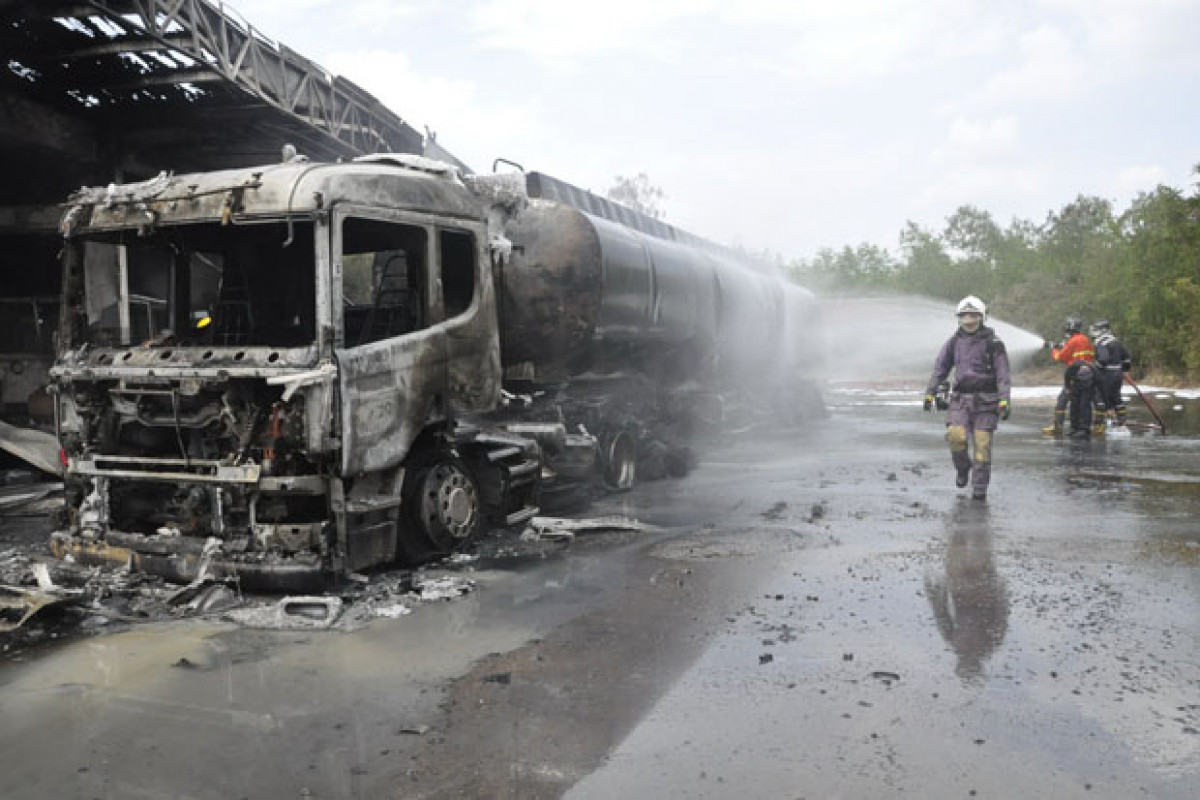 Bangkok Post - Petrol tanker goes up in flames in Korat