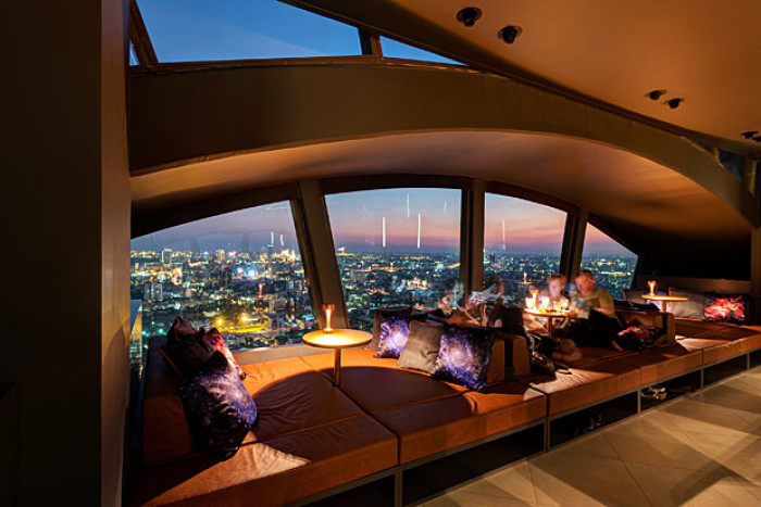 Bangkok Post - Setting the bar high