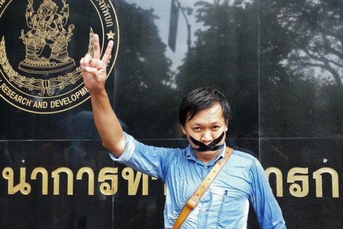 Bangkok Post - Journalist Pravit charged with sedition for online comments