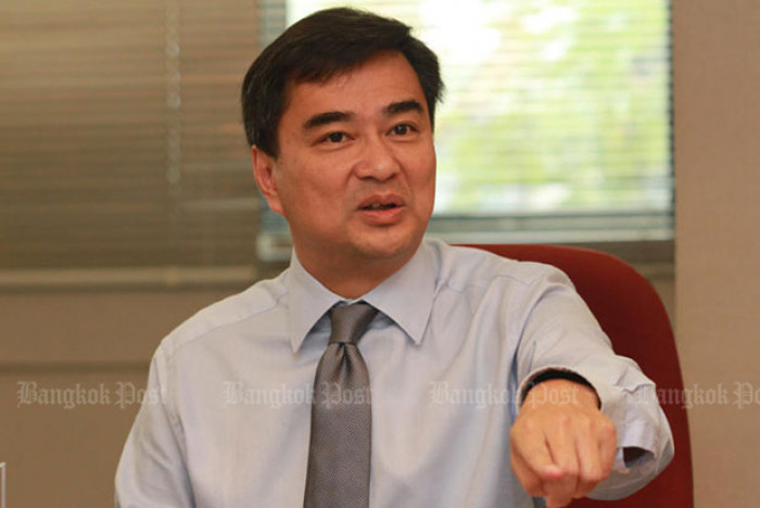 Bangkok Post - Abhisit says no to meddling with media