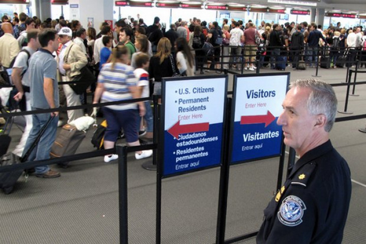 Bangkok Post - Lawsuit challenges US border searches of computers, phones