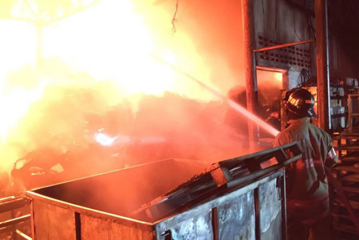 Bangkok Post - Fire guts plastics factory in Bangkok