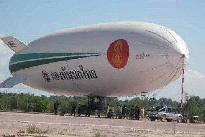 Bangkok Post - Anupong, army defend airship fiasco