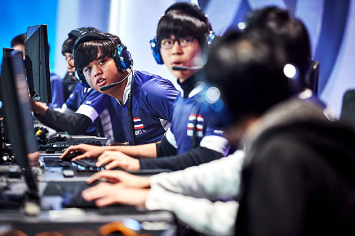 Bangkok Post - E-athletes aim for respect