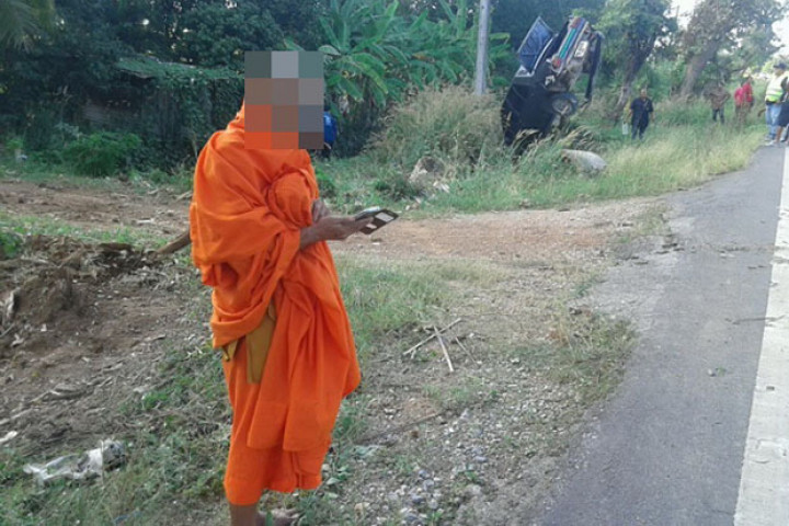 Bangkok Post - Driving monk survives car wreck