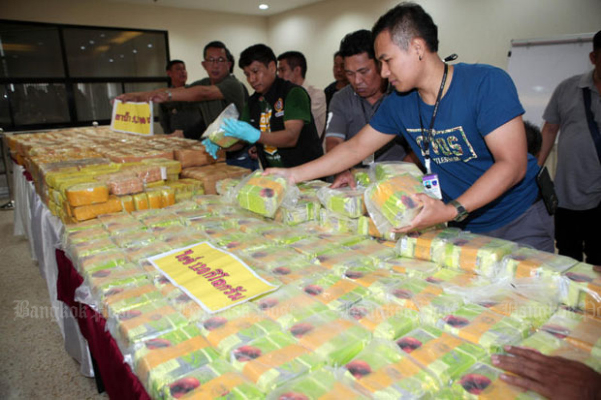 Bangkok Post - Men arrested with 5.4m meth pills, 120kg of 'ice'