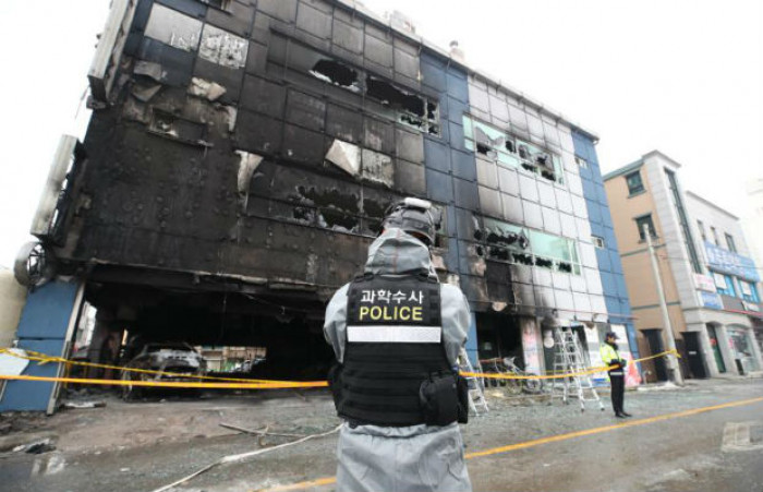 Bangkok Post - Building owner, manager arrested in deadly S.Korean fire