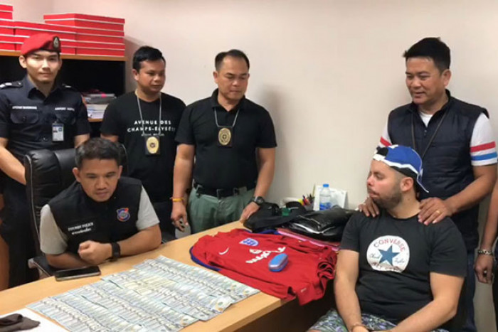 Bangkok Post Frenchman Nabbed For Stealing Money At Suvarnabhumi