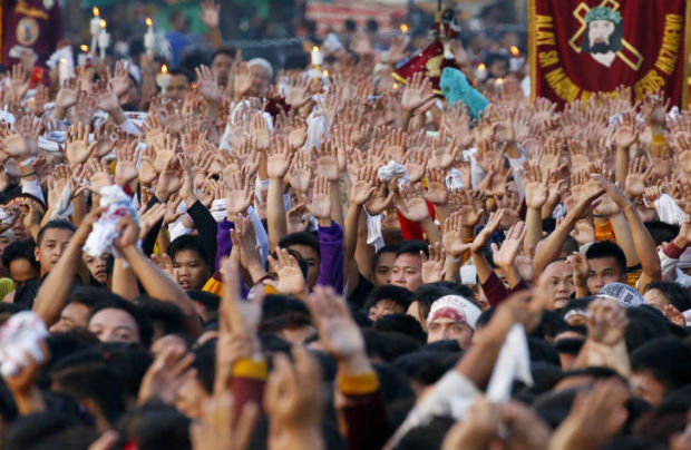 Bangkok Post - Security tight for huge Catholic procession in Philippines