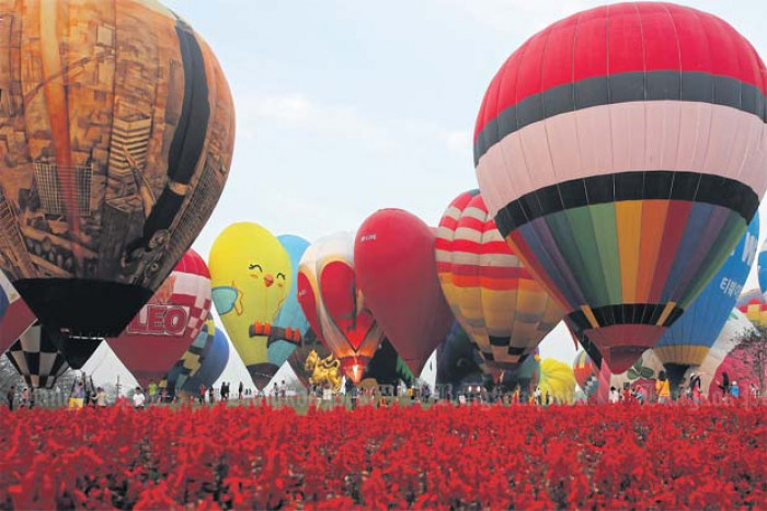 Bangkok Post - Sky high and full of hot air